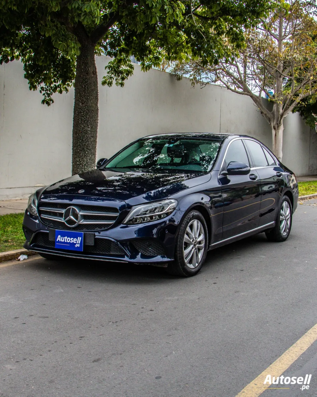 Autu - Mercedes Benz C180 2020